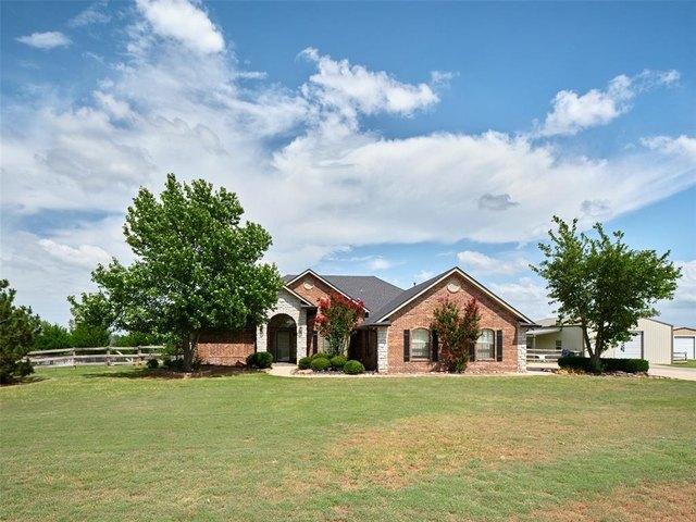 486 Summer Valley Rd, Blanchard, OK 73010