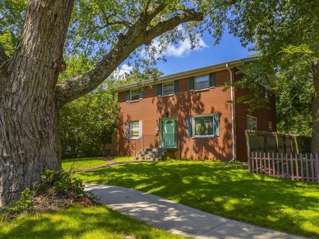 486 Park Ave, Valparaiso, IN 46385