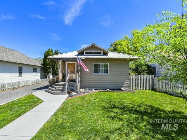 486 W Main St S, Vale, OR 97918