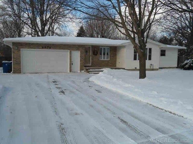 4874 Raymond Rd, Midland, MI 48642