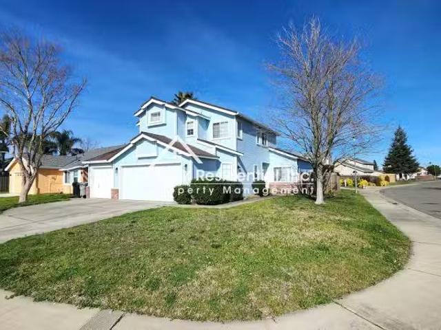 4874 Wind Creek Dr, Sacramento, CA 95838