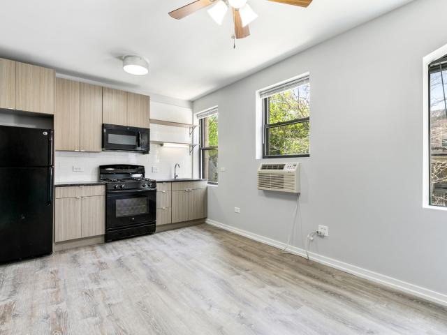 4875 N Magnolia Ave, Unit 302, Chicago, IL 60640 | Compass