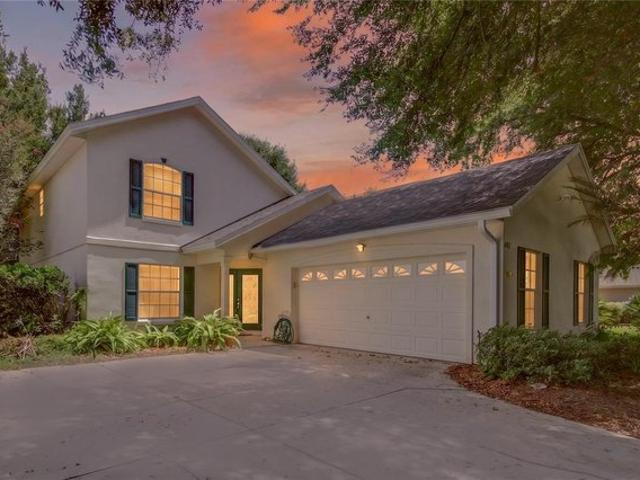 4875 Abaco Dr, Tavares, FL 32778