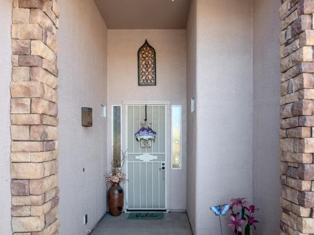 4875 E Somerset Drive