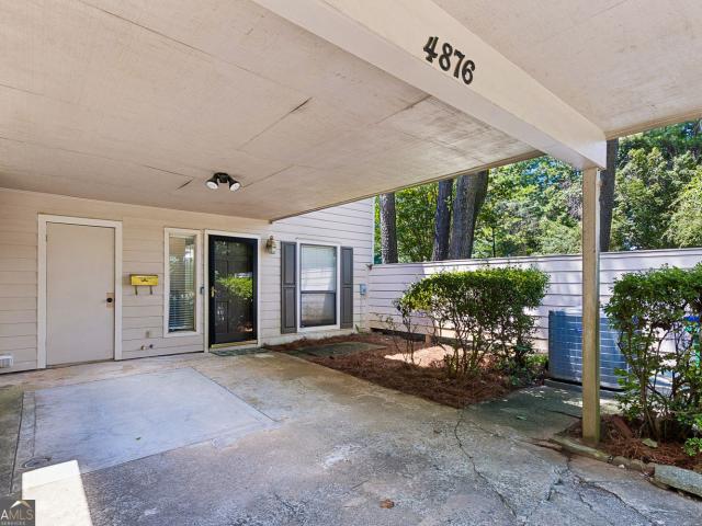 4876 Twin Lakes Trail