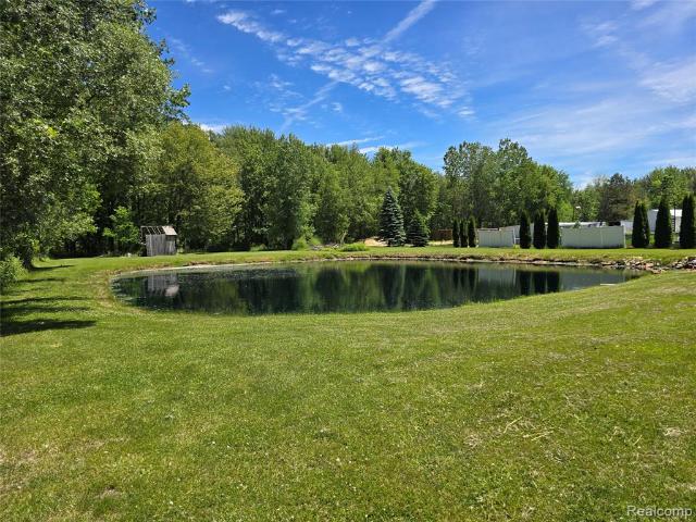 4877 Hess Road