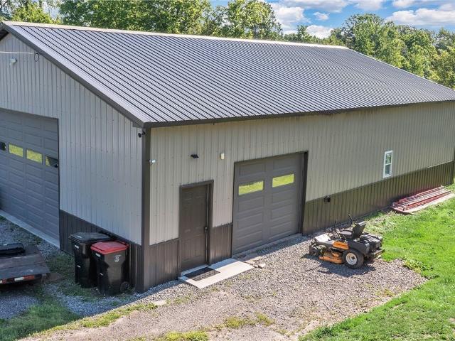 4877 Royalton Center Rd