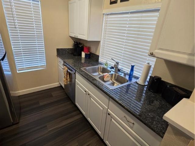 4878 Nara Vista Way 104