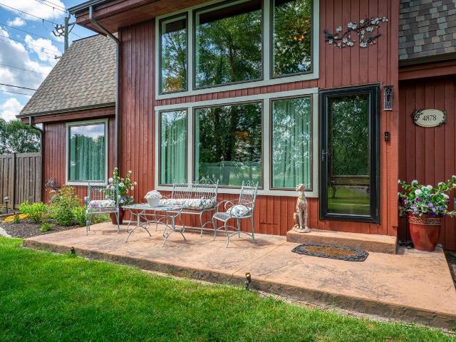 4878 Walnut Grove