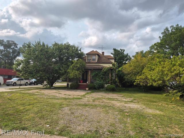 4879 E 9 Mile Road