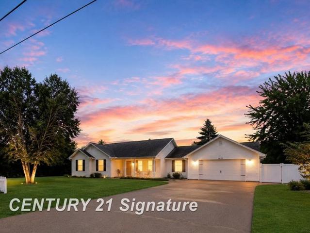 4870 Coralberry Rd, Saginaw, MI 48604