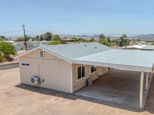 4870 E Monarch Dr, Topock, AZ 86436