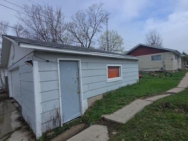4871 N Sherman Blvd