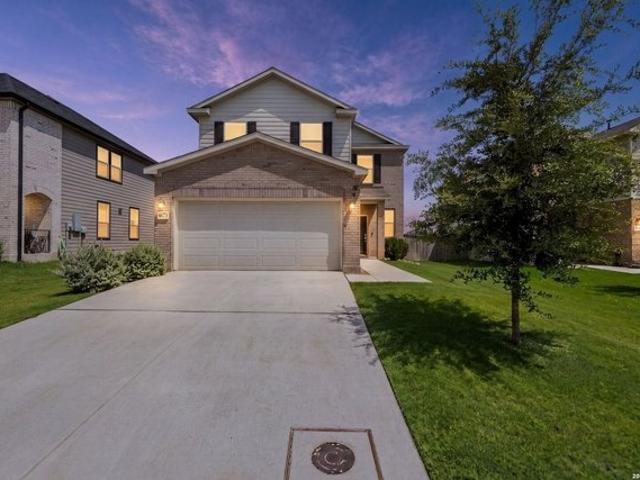 4873 Park Gln, Marion, TX 78124
