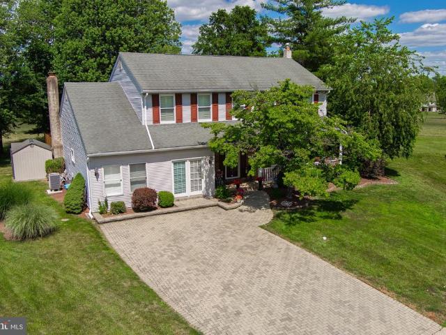 487 Cambridge Lane