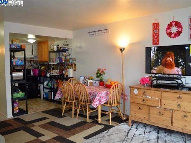 487 Hearn Ave, Santa Rosa, CA 95407 | MLS #41101