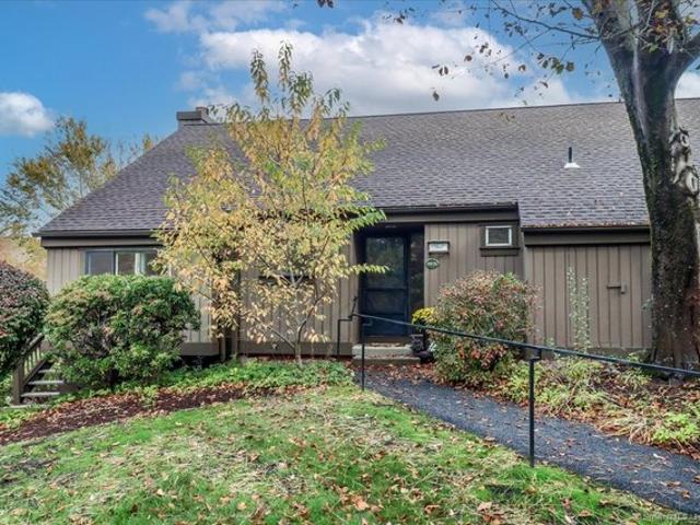 487 Heritage Vlg Unit A, Southbury, CT 06488