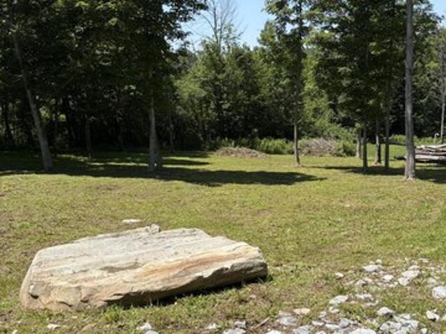 487 Jenks Rd, Cheshire, MA 01225