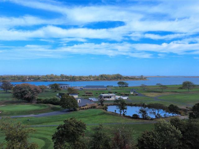 487 Links Dr E, Oceanside, NY 11572 | MLS #921681 | Compass
