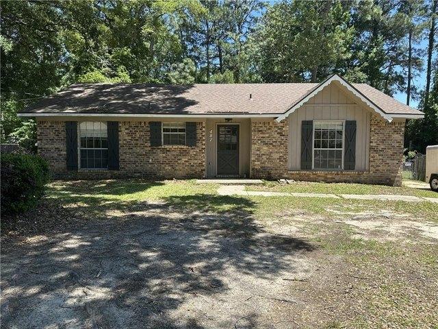 487 Scott Dr, Saraland, AL 36571