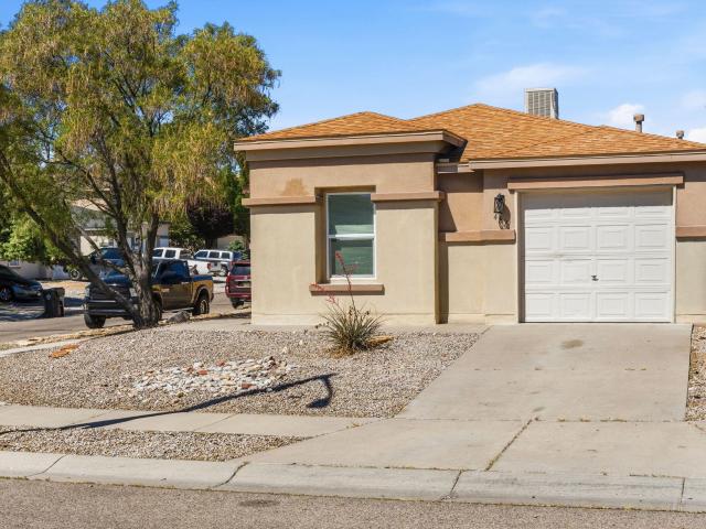 487 Treasure Stone Drive SW