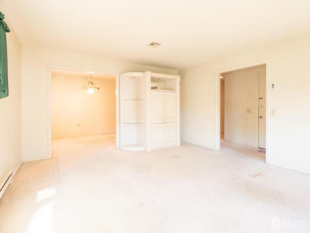 487B Somerset Ln, Unit N, Monroe Township, NJ 08831 | MLS #2612 R