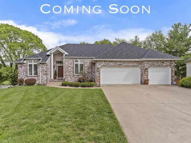 4884 E Kingwood Ct, Springfield, MO 65809
