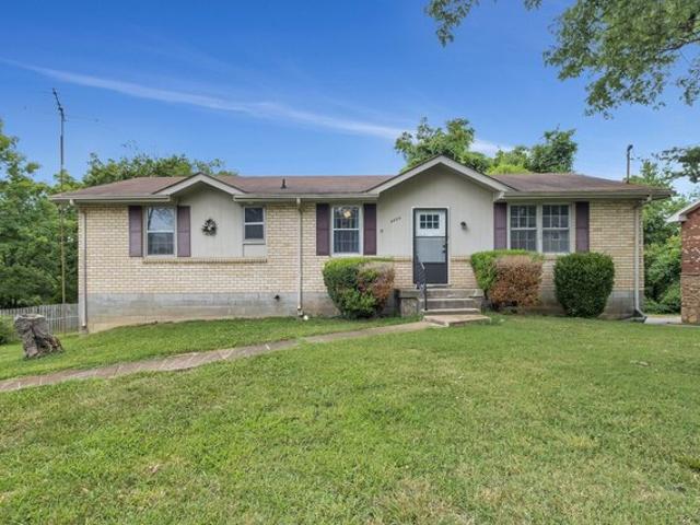 4884 Whittier Dr, Old Hickory, TN 37138