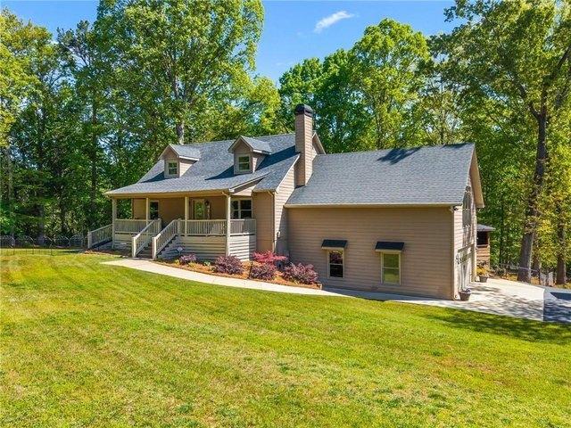 4886 Mount Vernon Rd, Gainesville, GA 30506