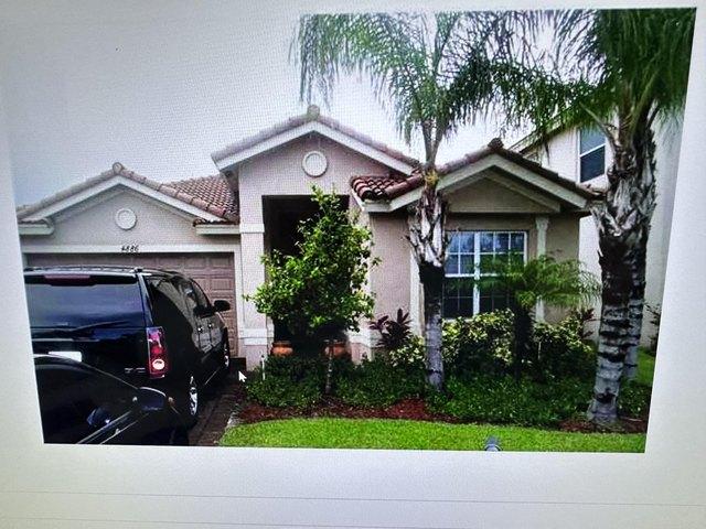 4886 SE Askew Ave, Stuart, FL 34997