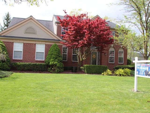 48871 Manhattan Cir, Canton, MI 48188