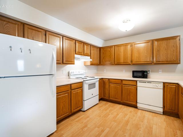 4887 Easy St, Unit 16