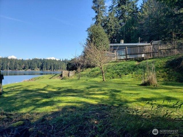 4887 Lakeside Dr, Langley, WA 98260