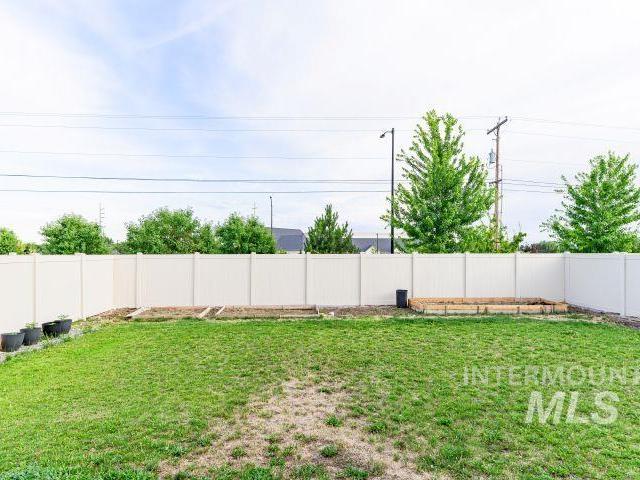 4887 W Quaker Rdg St, Meridian, ID 83646 | MLS #98992