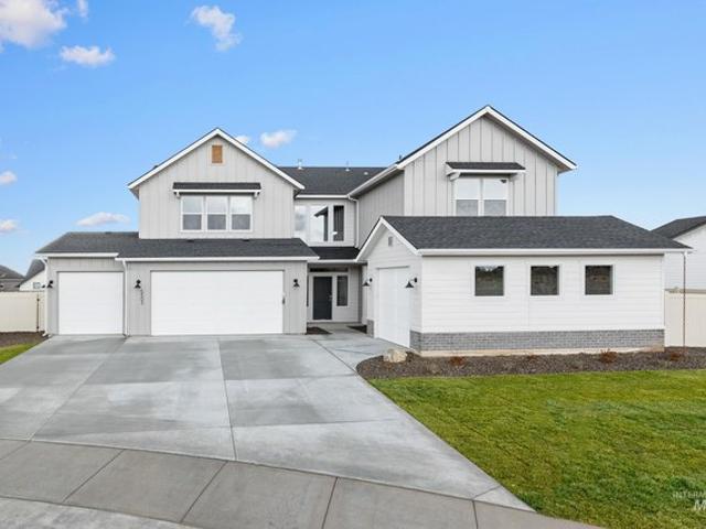 4888 S Bleachfield Ave, Meridian, ID 83642