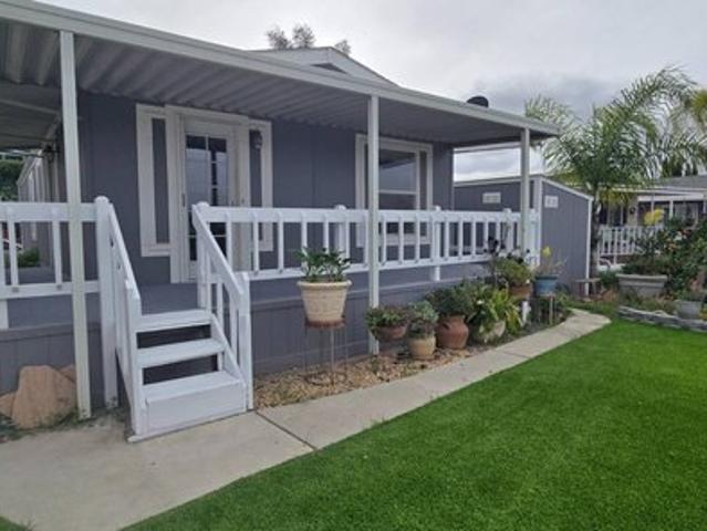 4888.5 Old Cliffs Rd, San Diego, CA 92120