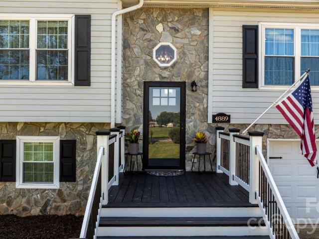 4889 Carpenter Road