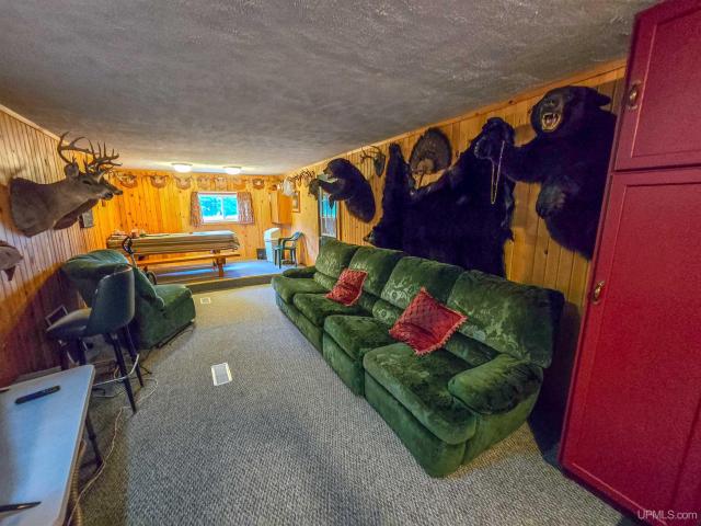 4889 E Maple Ridge 37th Road