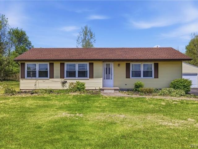 4889 Ide Rd, Wilson, NY 14172