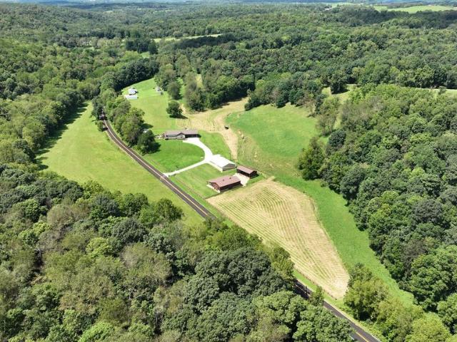48800 Foxes Bottom Road