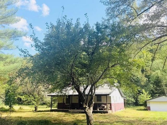 4881 Crooked Creek Rd, Nashville, IN 47448
