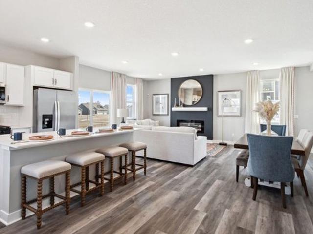 4881 st W, Lakeville, MN 55044