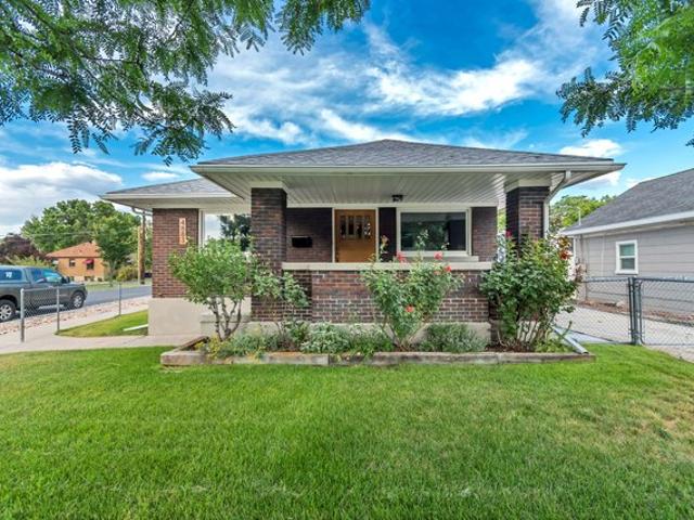 4883 S Center St, Murray, UT 84107