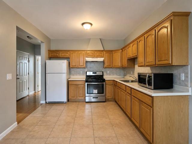 488 Central Ave # 1