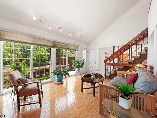 488 Auten Rd Unit 2D