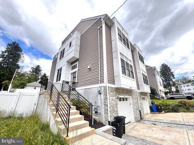 488 Evergreen Ave, Philadelphia, PA 19128