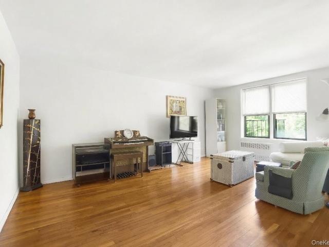 488 Ocean Parkway 3B