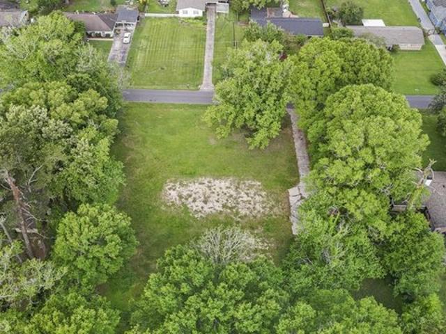 488 Magnolia Wood Ave, Baton Rouge, LA 70808