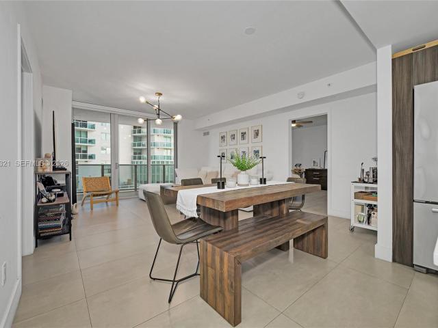 488 NE 18th St, Unit 1111, Miami, FL 33132 | Compass