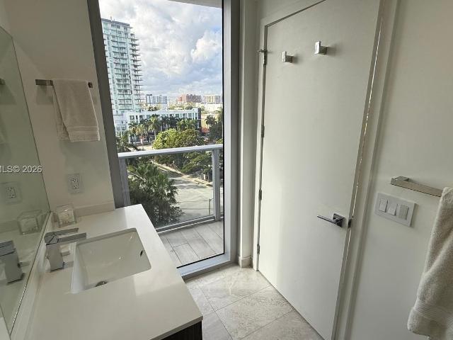 488 NE 18th St, Unit 700, Miami, FL 33132 | MLS #A11943 | Compass